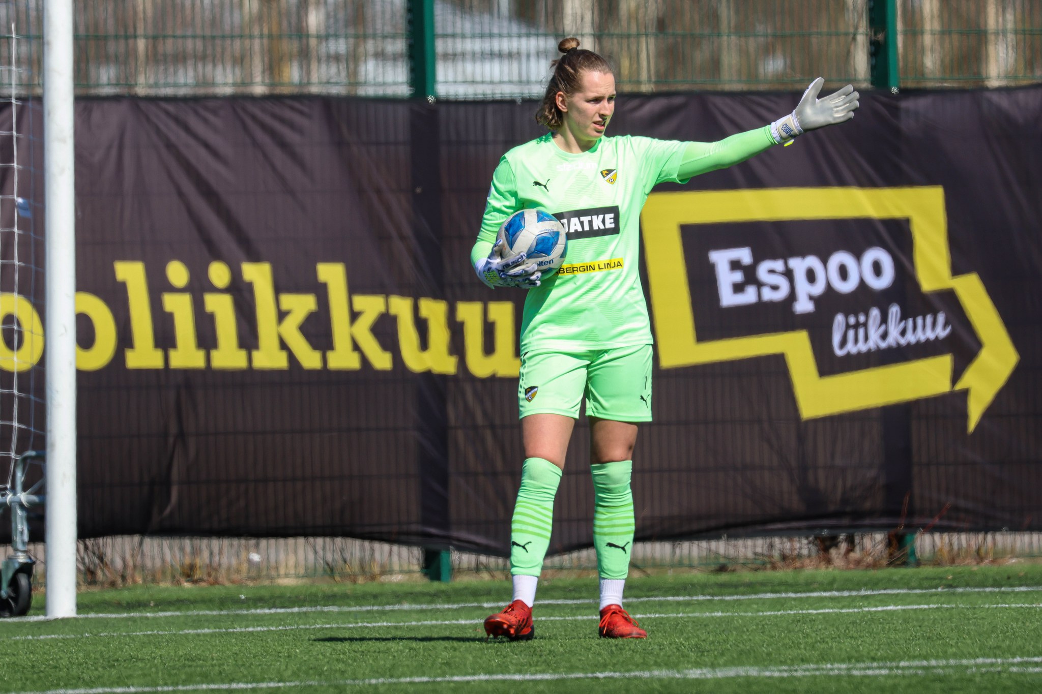 Sofia Manner siirtyy NWSL-sarjan huippujoukkueeseen - Kansallinen Liiga